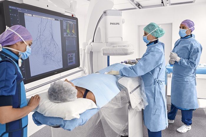 Philips Launches Azurion With FlexArm in India to Set a New Standard ...